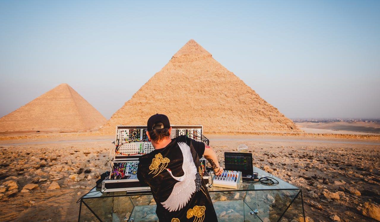 Te contamos qué necesitas para hacer DJ sets al aire libre