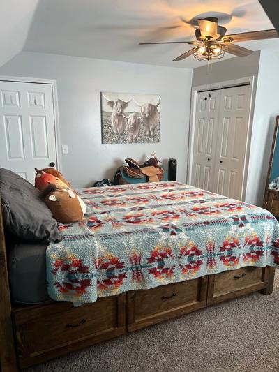 Country Cape Cod -List With The Otter.