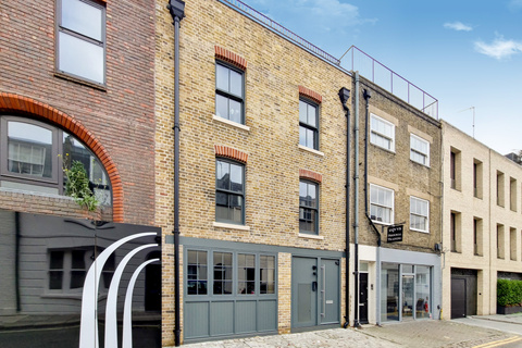 London, SW7