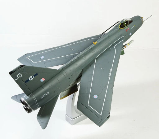 Corgi AA28401 1:48 Private English Electric Lightning XR728 | MADb