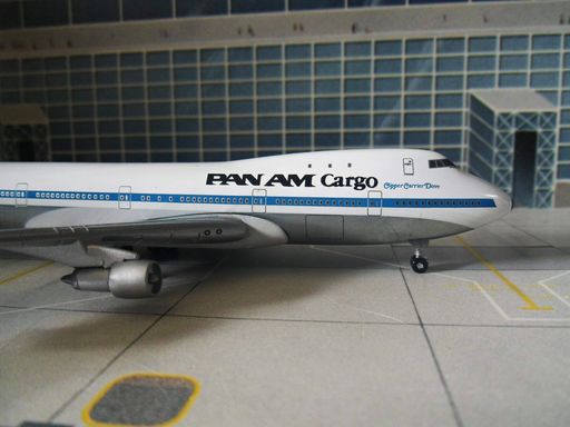 GeminiJets GJPAA093 1:400 Pan Am Cargo Boeing 747-100F N901PA | MADb