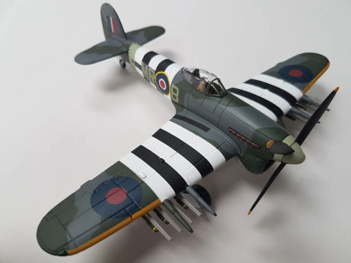 Corgi AA36512 1:72 Royal Air Force Hawker Typhoon MN625 | MADb