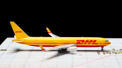Phoenix Models 04399 1:400 DHL Boeing 767-300F w/ Winglets N284DH | MADb