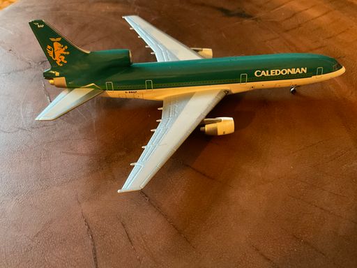 Aviation400 AV4112007 1:400 Caledonian Airways Lockheed L-1011-100 G ...
