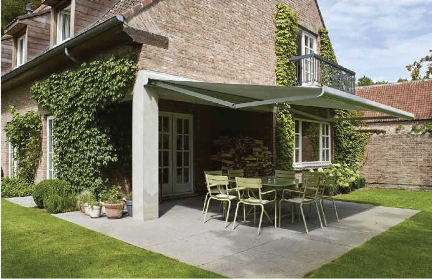 Zonwering: zonneschermen, screens en raamdeco. — Mattheeusen