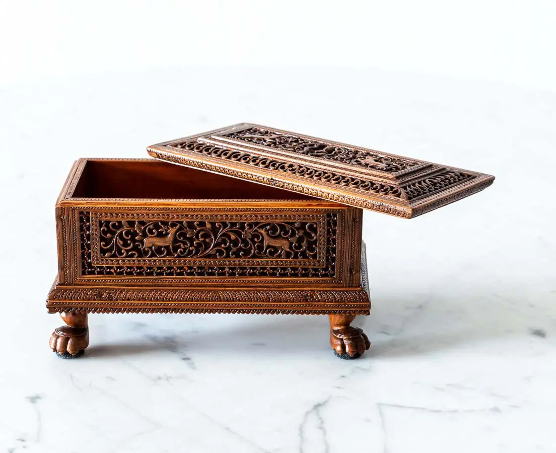 British Colonial small Cedarwood Box - The Past Perfect Collection