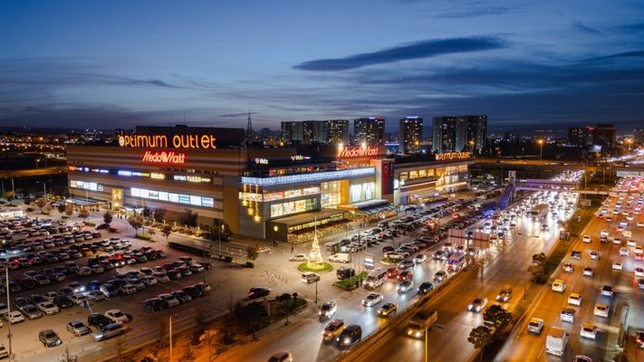 Hamad Mall - Shopping Centre & Retail Properties By | MECSR Community Group