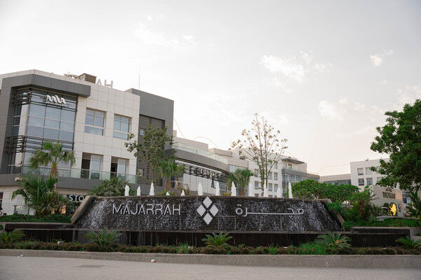 Royal Park - Shopping Centre & Retail Properties By SAVILLS | MECSR ...