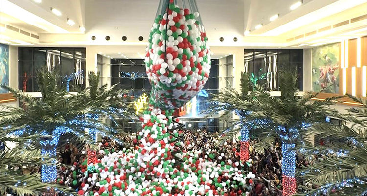 Oman’s First and Largest Balloon Drop Takes Center Stage at Mall of ...