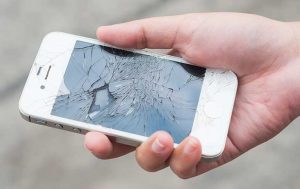 Handy defekt: Erste Hilfe für Dein kaputtes Smartphone