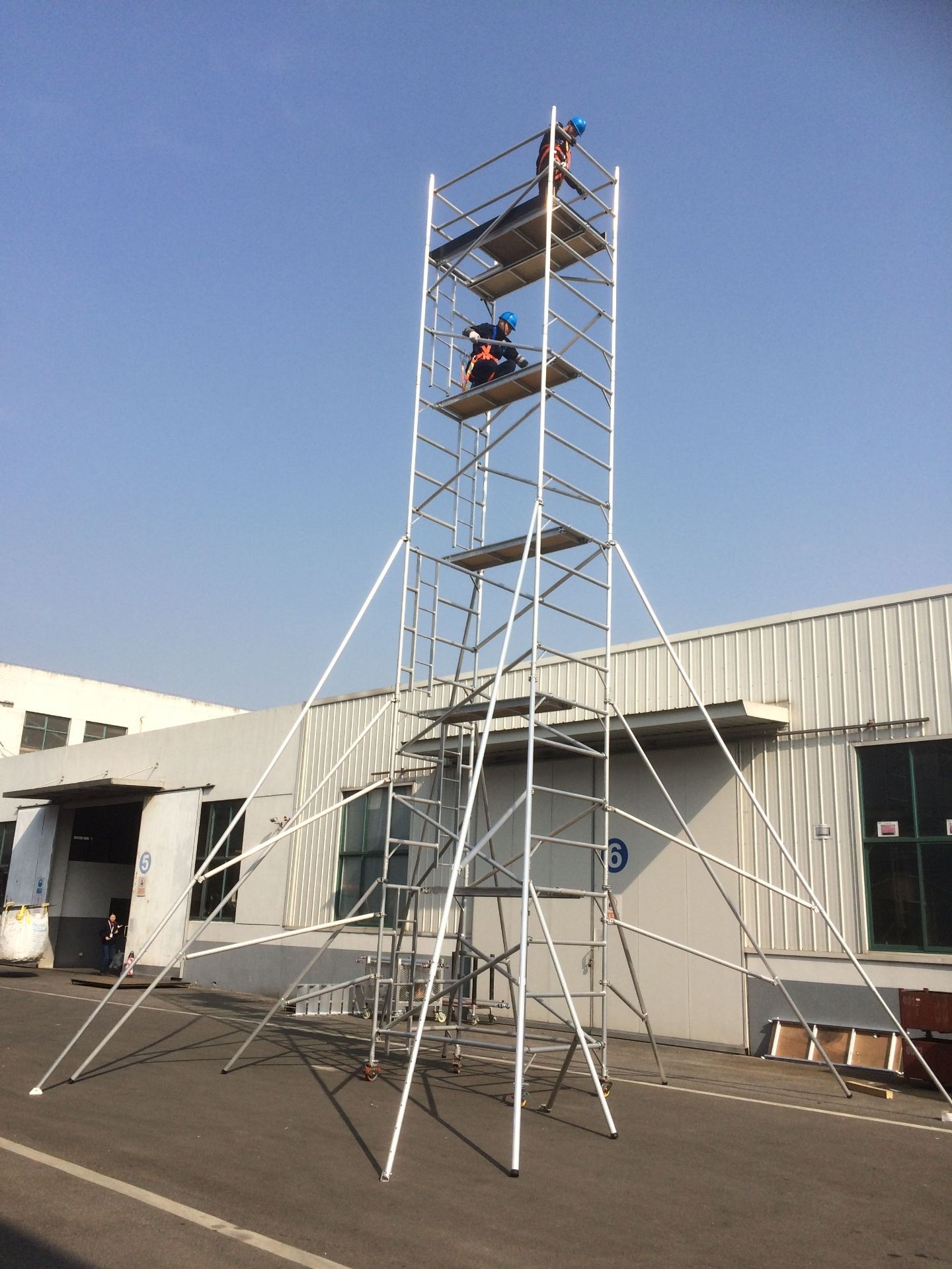 Buy Heavy Duty 2mm Aluminum Alloy Portable Scaffolding Working Mobile ...