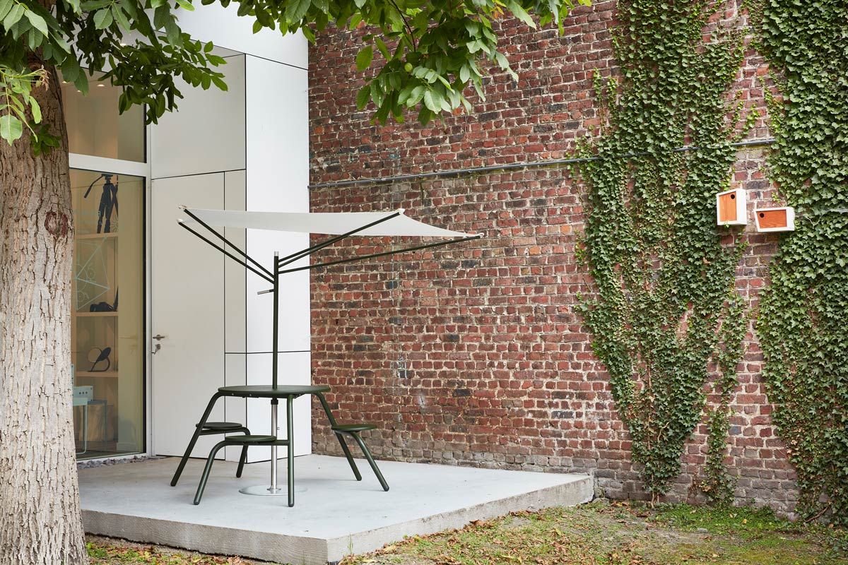 Be together with Extremis outdoor furniture | Inspire by Mohd