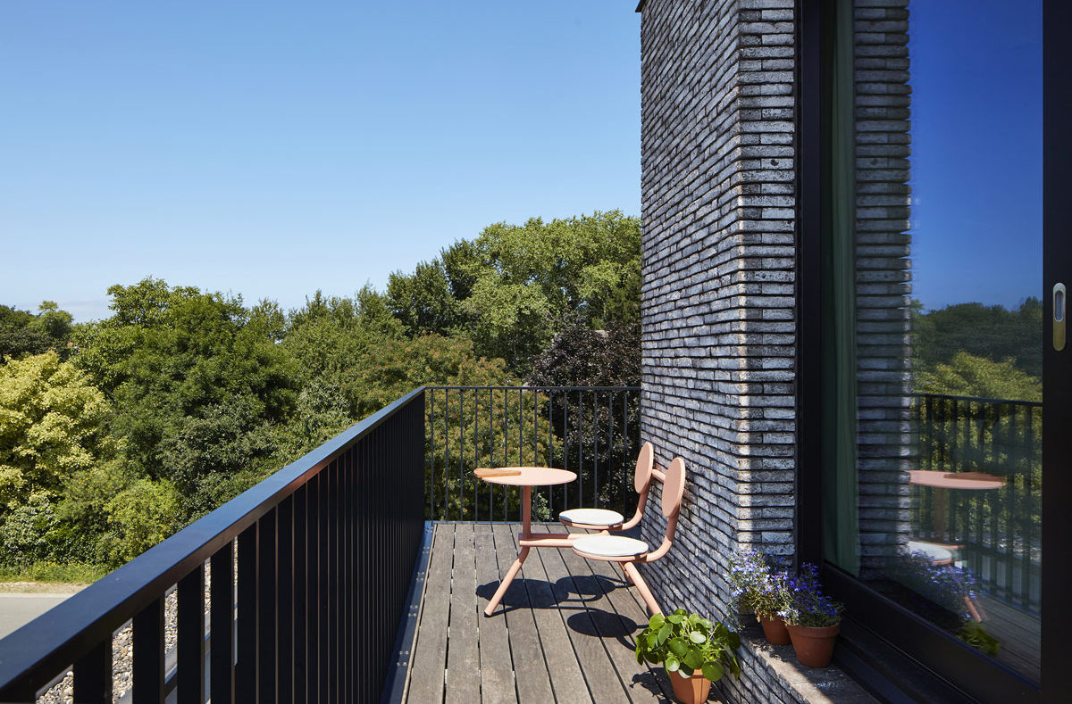 Be together with Extremis outdoor furniture | Inspire by Mohd