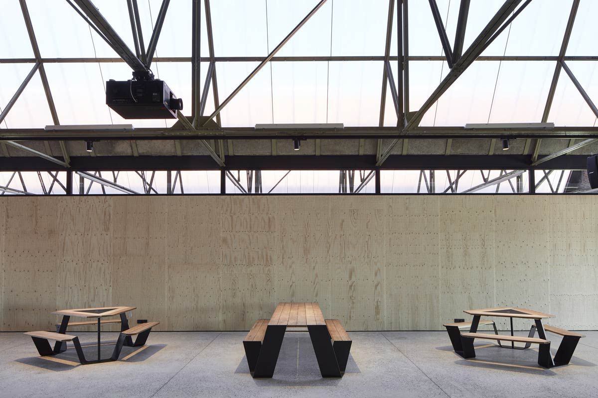 Be together with Extremis outdoor furniture | Inspire by Mohd