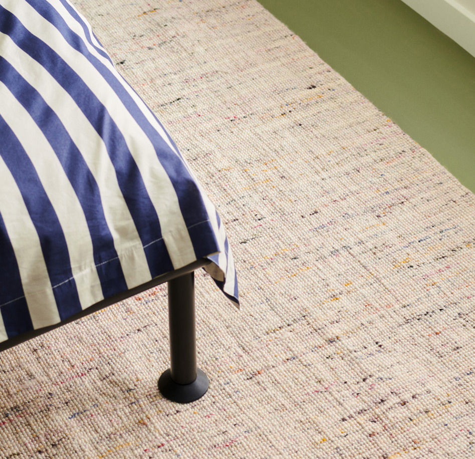 Hay 2022 new arrivals: linear design and comfort | Inspire by Mohd