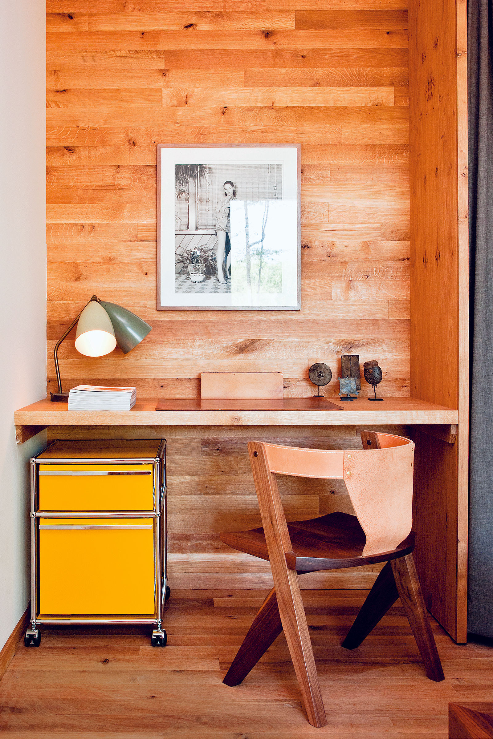 The Black Focus: trolleys | Inspire by Mohd