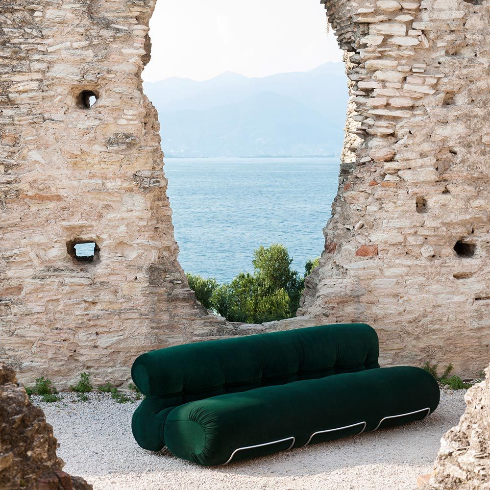 Timeless Traces. The romantic journey through time by Tacchini ...
