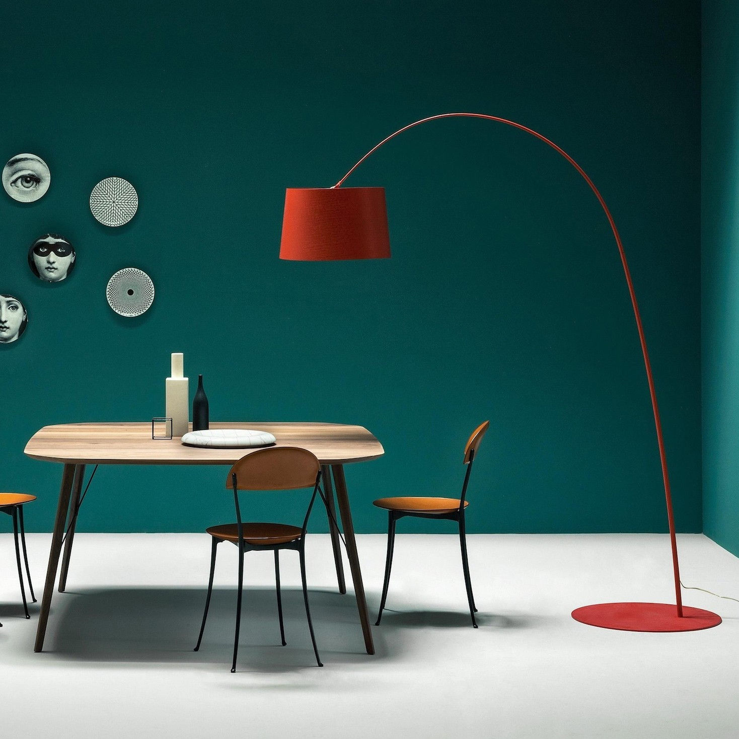 The Black Focus: Floor Lamps | Inspire by Mohd