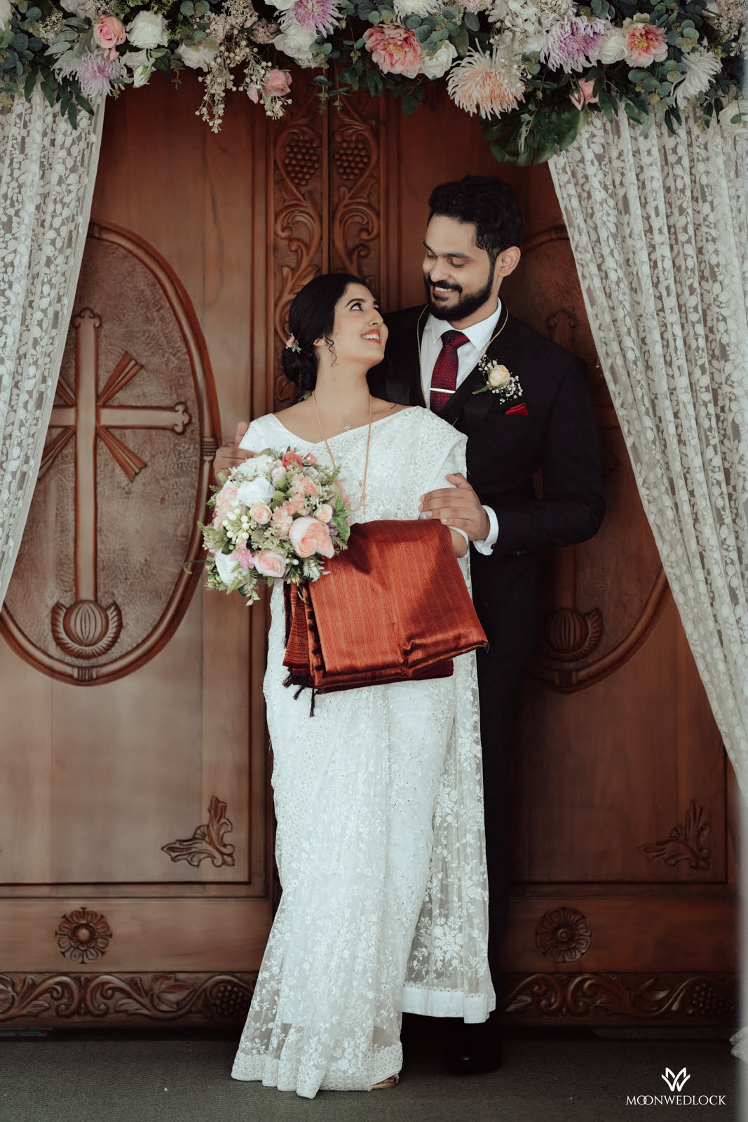 Best Kerala Christian Wedding Photography Of Ebin & Anna At Ernakulam