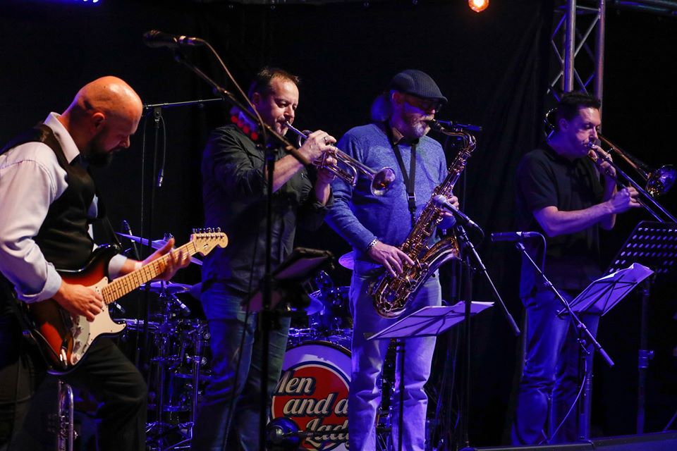 The Yellow Brothers | VI.BE