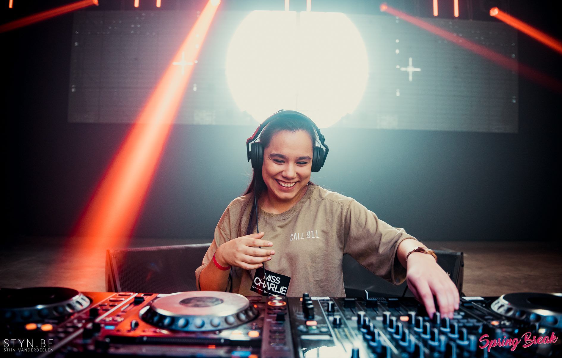 Miss Charlie | VI.BE