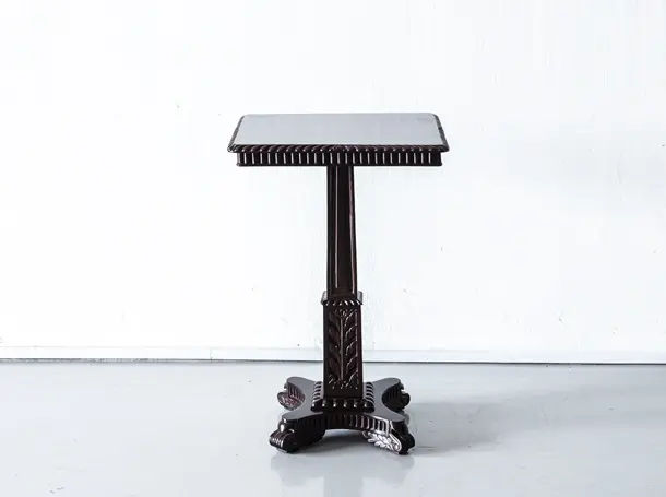 Antique Tables - Colonial Furniture - The Past Perfect Collection