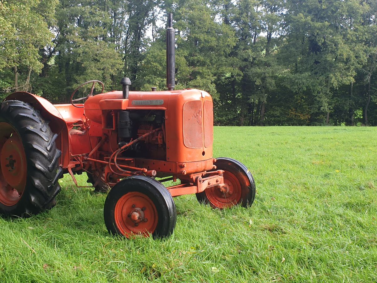 Nuffield 460 restoration » muddyweb.com