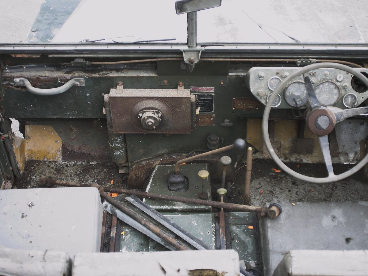 1 ton 'Lightweight' Land Rover gun tractor » muddyweb.com