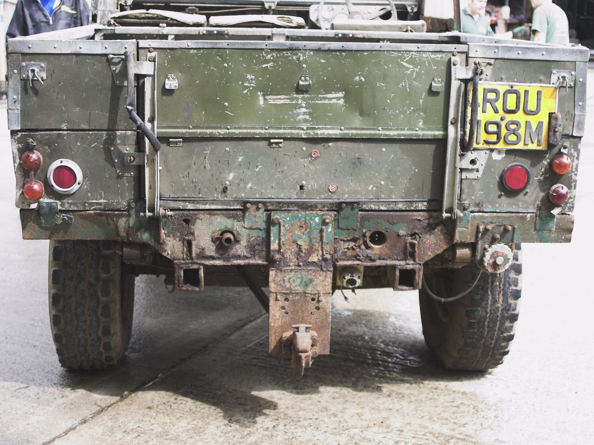 1 ton 'Lightweight' Land Rover gun tractor » muddyweb.com