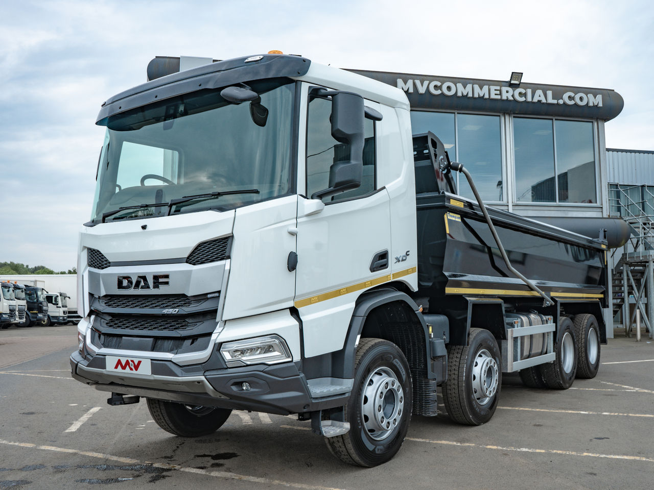 DAF FAN XD450 Tipper with - crane for Sale and Hire | MV Commercial ...