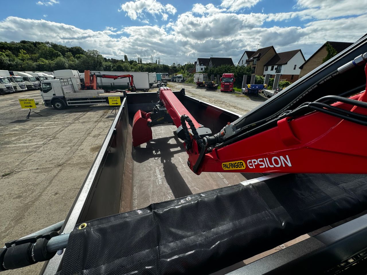 Scania P420 Tipper Grab with Palfinger Epsilon crane for Sale and Hire ...