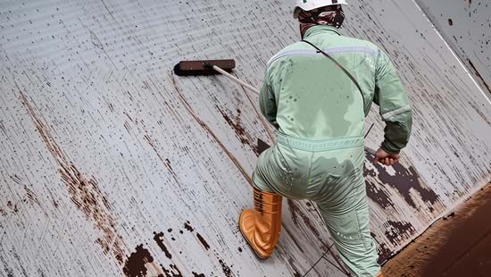 Complete Guide to Cargo Hold Cleaning for Bulk Carriers