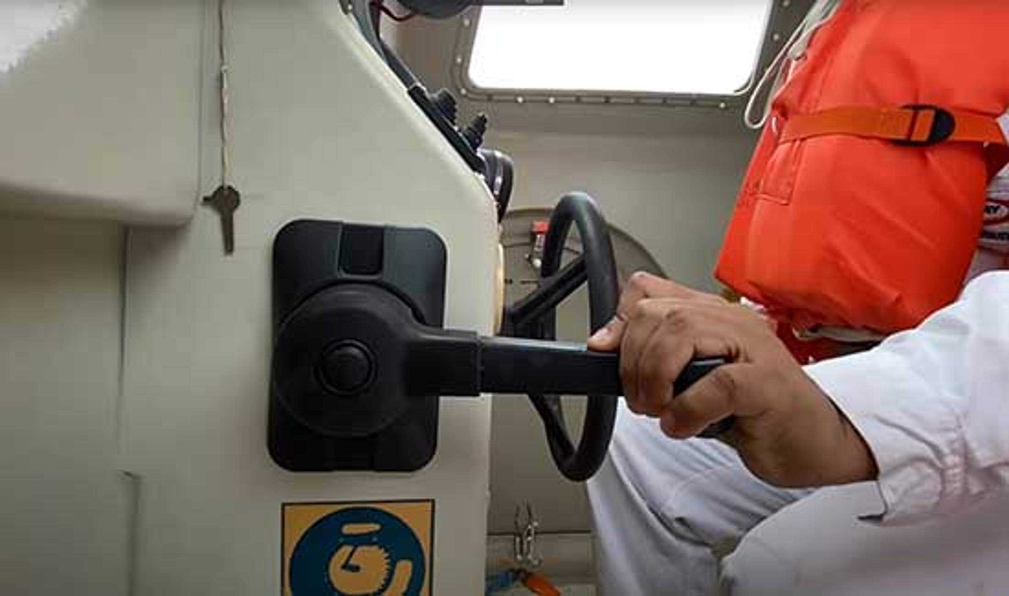 Ship Mooring: Forces, Layouts, Winch Operations, Wires & Ropes