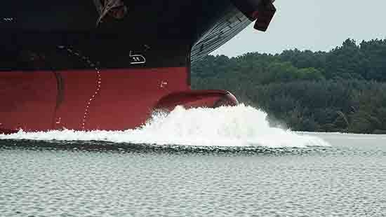 Dynamic vs Static Stability: How Ships Balance in Motion