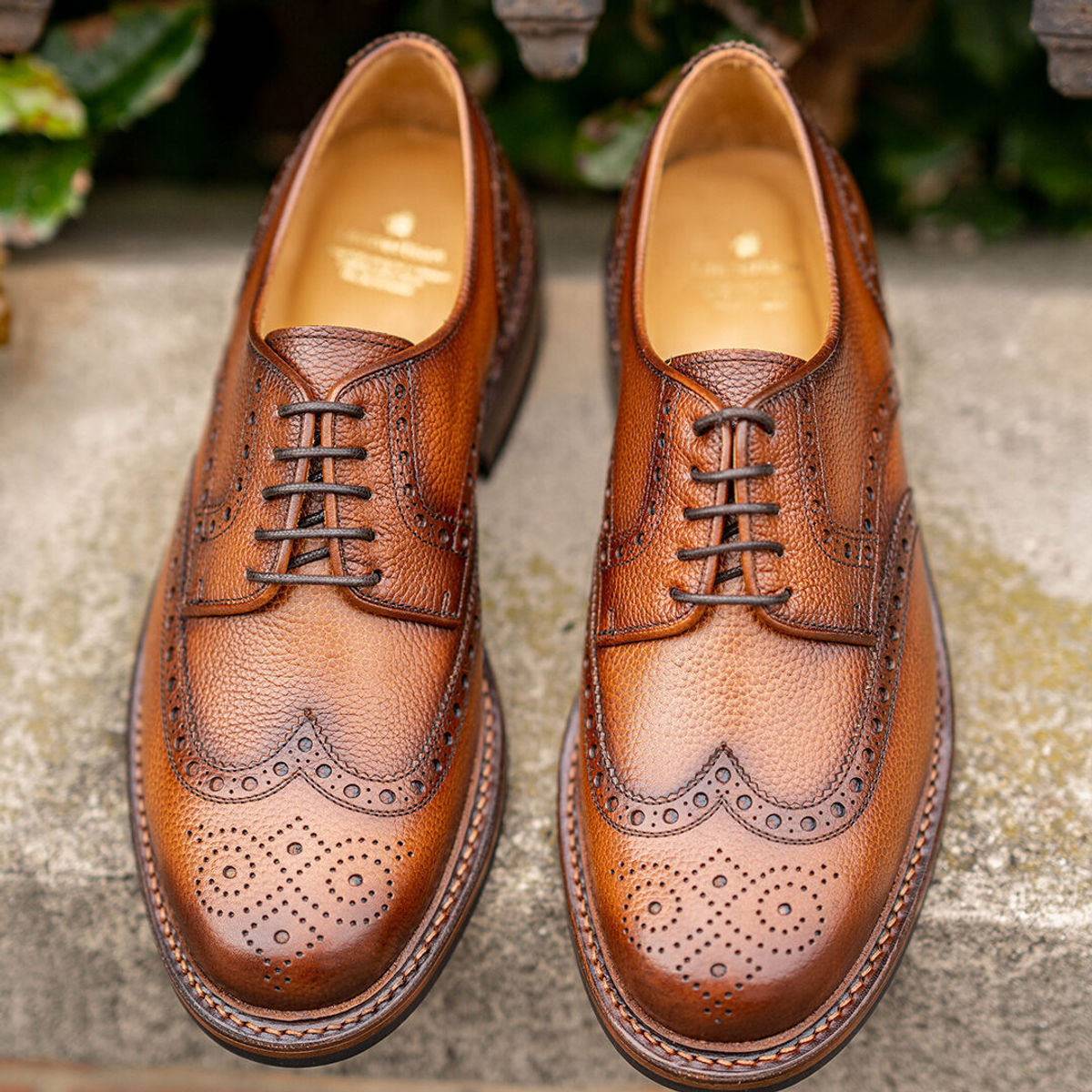 Slow vs Fast Fashion: where are the biggest differences and… | COSH!