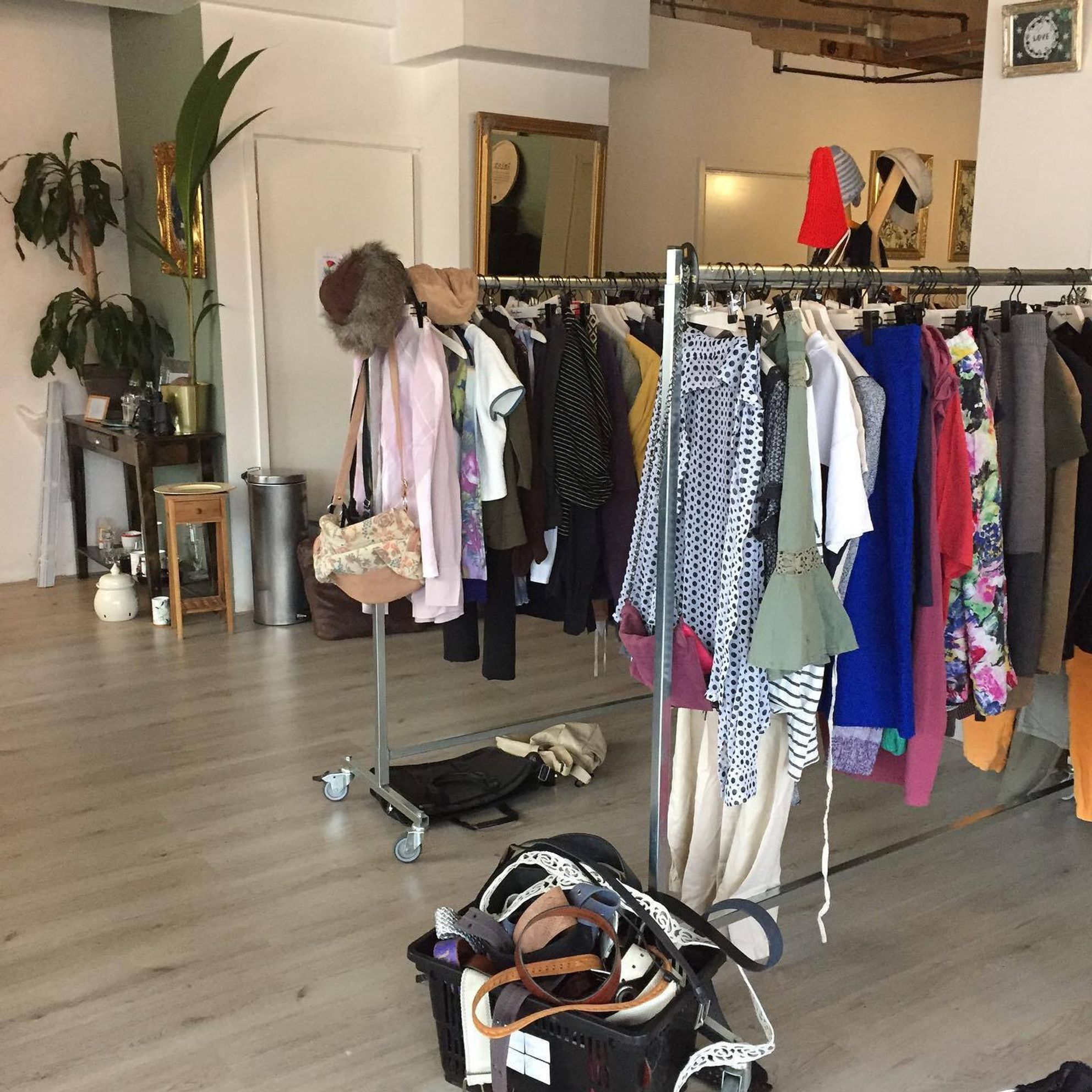 Beautiful Amsterdam Initiative Weggeefwinkel Slotermeer New Cosh