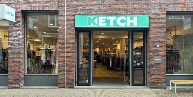KETCH Dordrecht-Tweedehands kledingwinkel voor dames, heren &… | COSH!