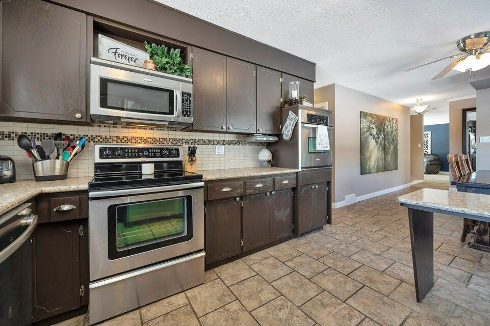 Amazing 5 acre property in Edmonton's sought after Edgemont community ...