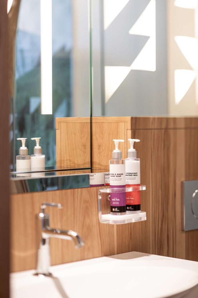 Alt Hotels x Bella Pella | Eco-friendly Quebec Products