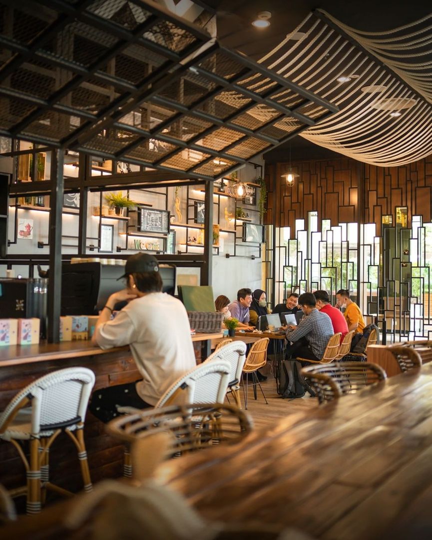 10 Coffee Shop Alam Sutera 2022 yang Cozy Buat Hangout - Nibble