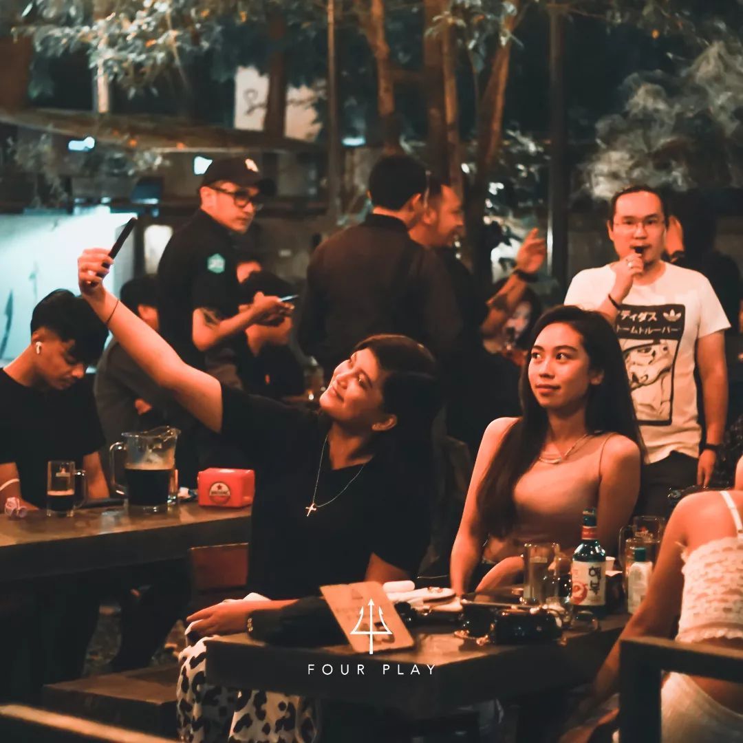 10 Bar di Bandung Paling Pecah Buat Hangout dan Party - Nibble