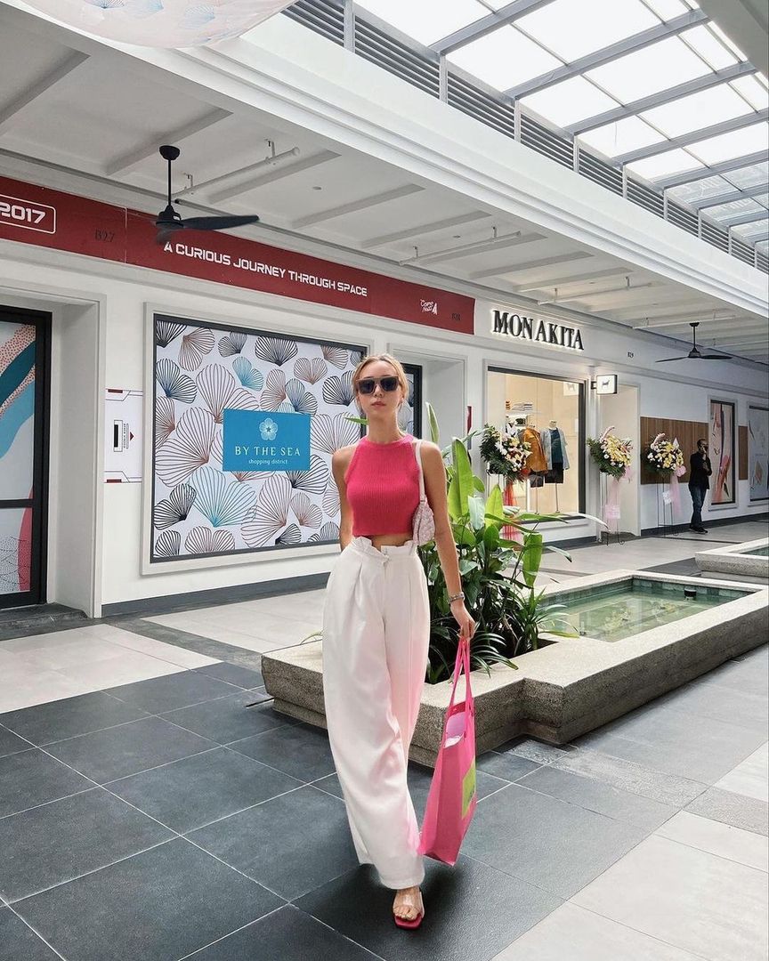 By The Sea PIK, Mall Baru Vibes Luar Negeri - Nibble