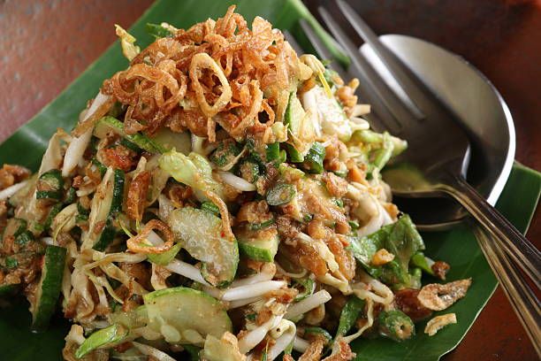 Ini Bedanya Gado-Gado, Karedok, Lotek, Pecel, dan Ketoprak - Nibble