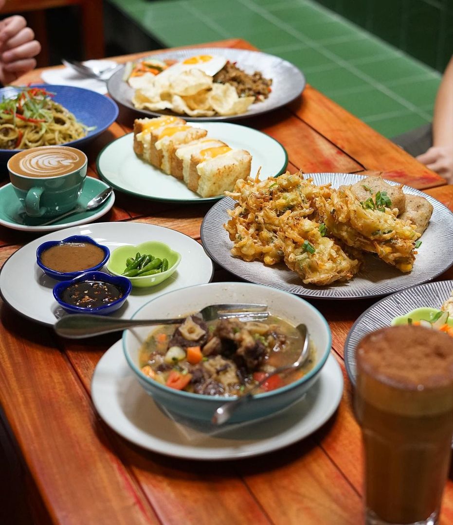 10 Cafe Dekat Stasiun MRT Senayan yang Cozy Buat Meet Up - Nibble