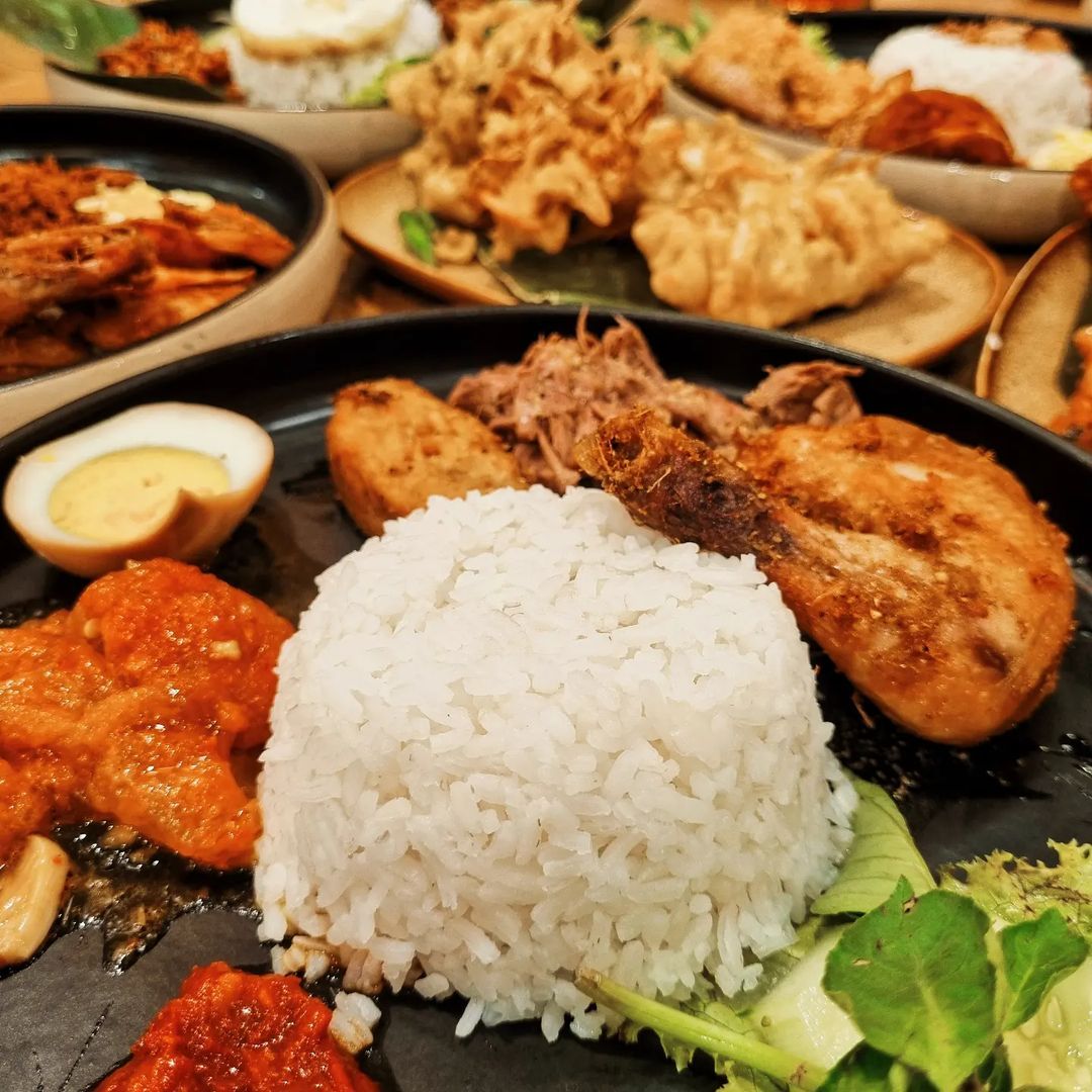 15 Restoran Paling Enak di AEON Mall JGC - Nibble