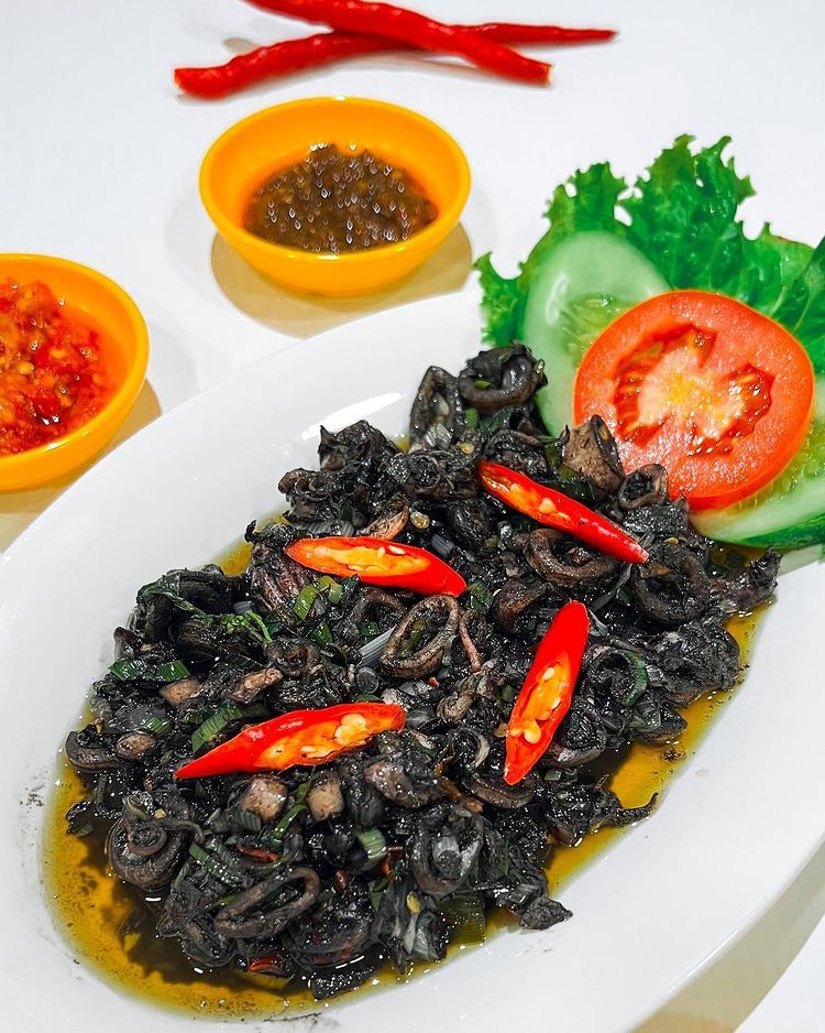 Adu Nyali dengan Makanan Pedas dari 12 Restoran Manado di Jakarta - Nibble