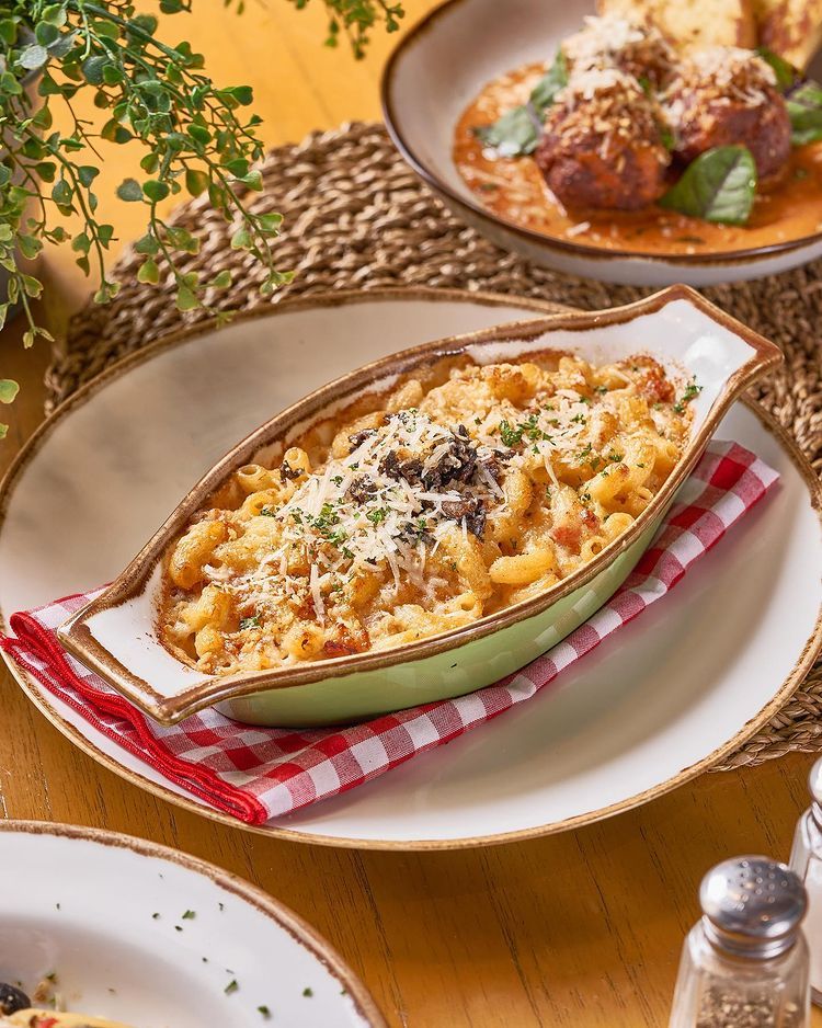 7 Restoran Unik di Pacific Place Yang Harus Kamu Datengin! - Nibble