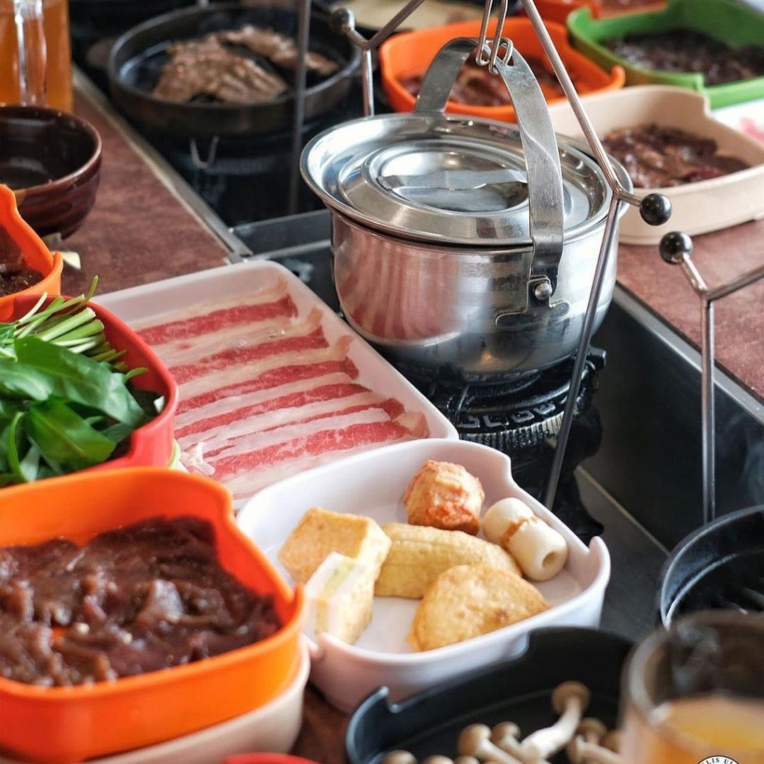 10 Suki Enak di Jakarta yang Cocok Buat Kumpul Keluarga - Nibble