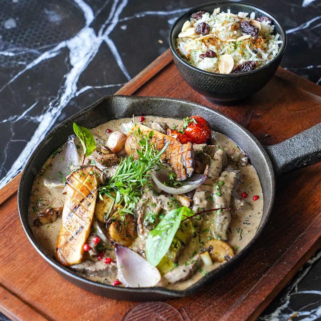 10 Tempat Makan di The Breeze BSD, Menunya Istimewa - Nibble