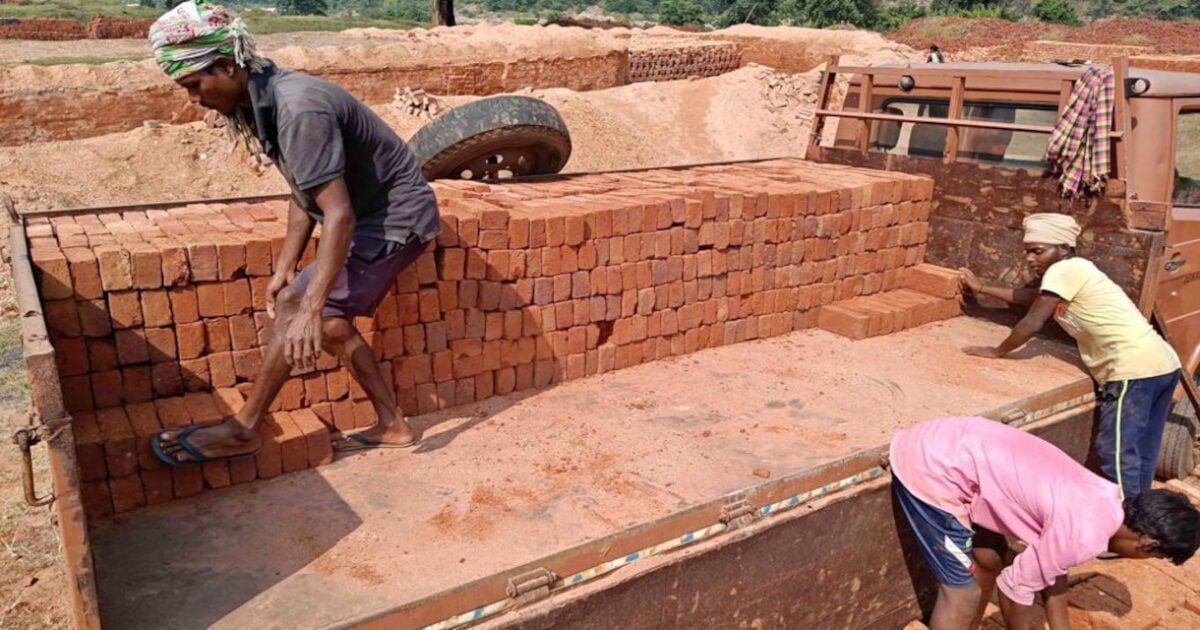Core Building Construction Materials – Bricks - NirmaanKart By Mallick ...
